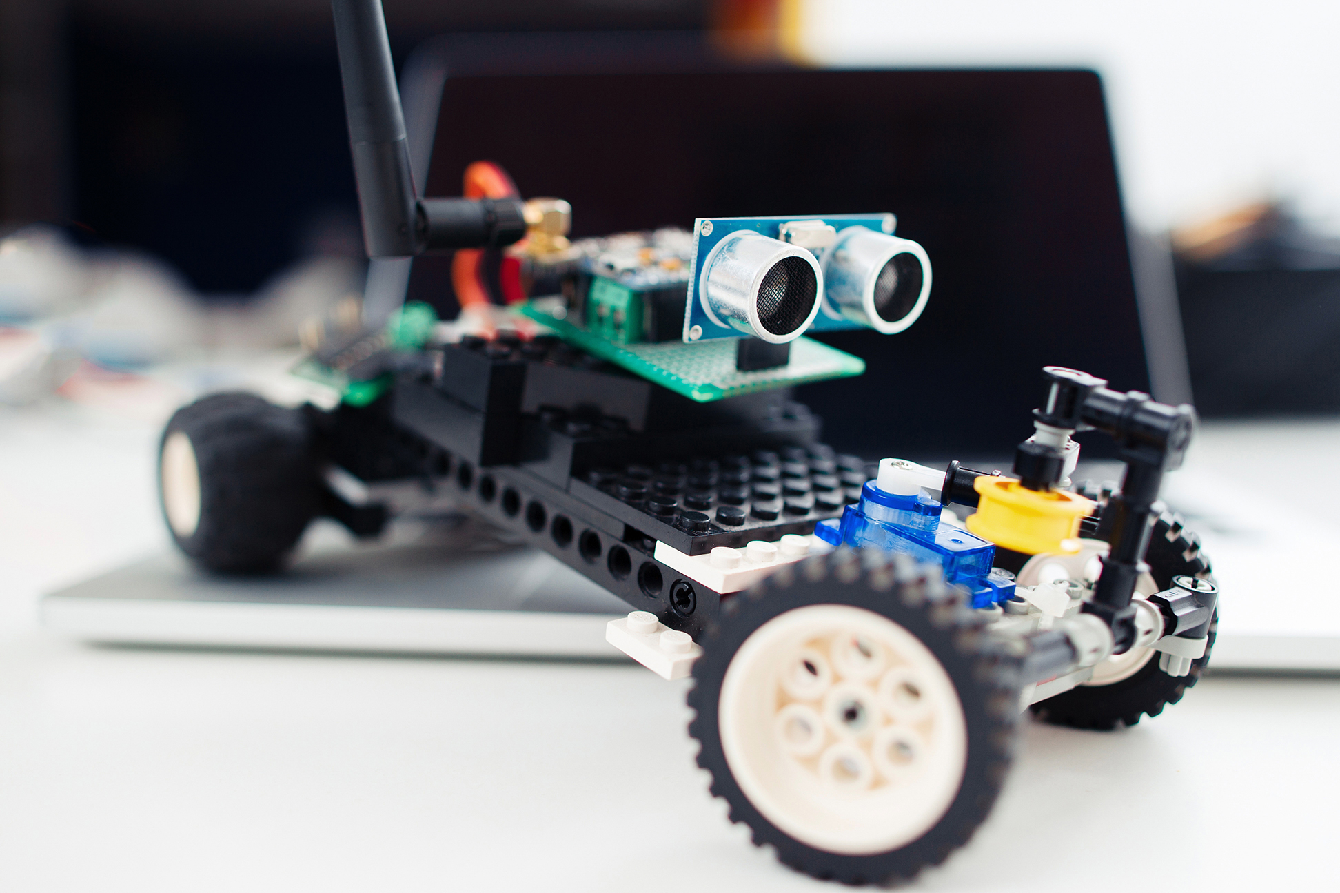 Third Round of 2017 Hackaday Prize Spotlights Projects That Move | Newswire